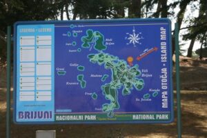 Park Narodowy Brijuni: Jak zwiedzać Wyspy Briońskie z Fazana i Pula ...